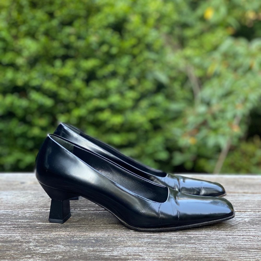 Prada Vintage 1990s Square Toe Leather Pumps - Gem